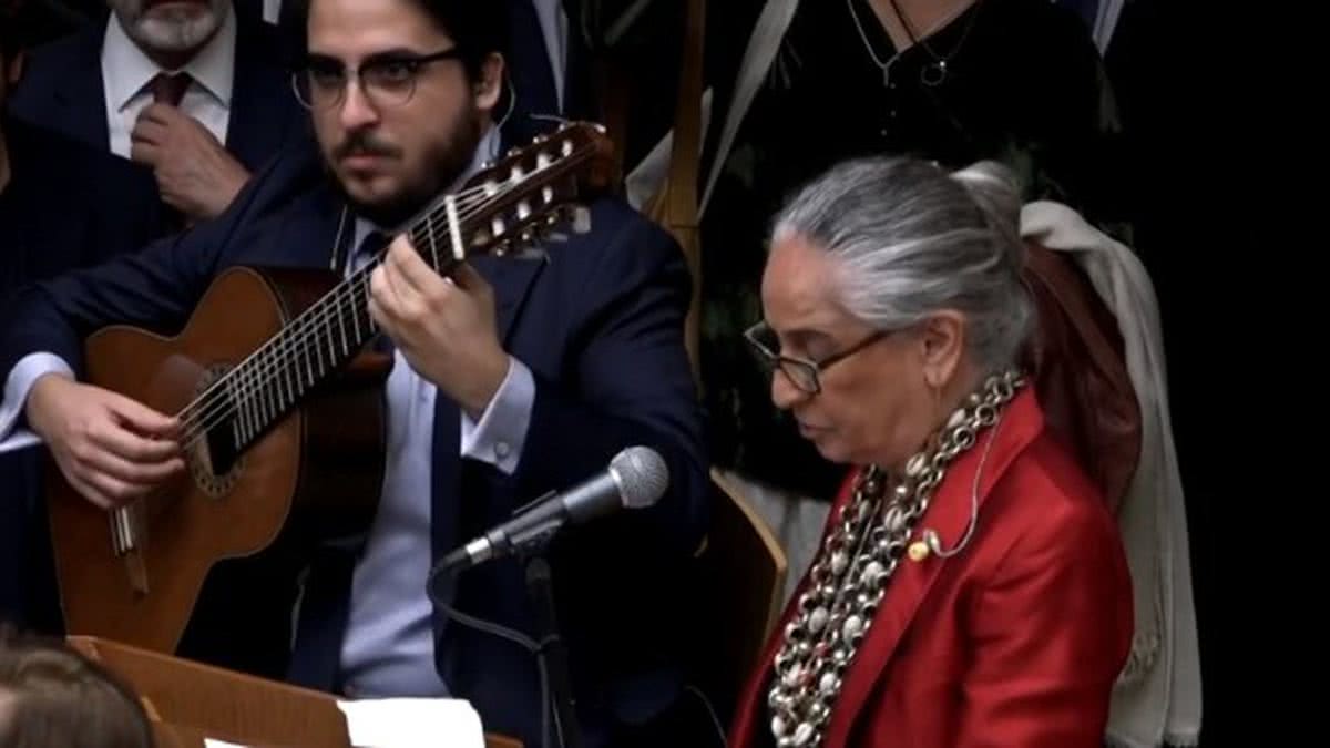Com Maria Bethânia e Jerônimo Rodrigues, Barroso toma posse na ...