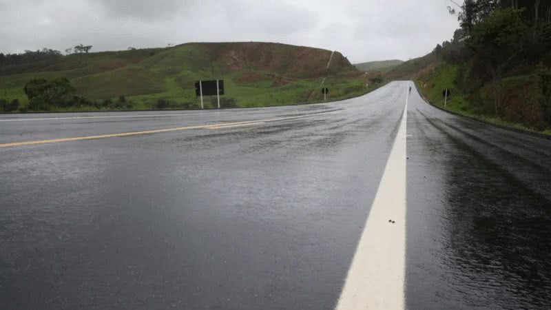 Governo rescinde nova concessão milionária das BRs-324 e 116 após entrar em rota de colisão com ...