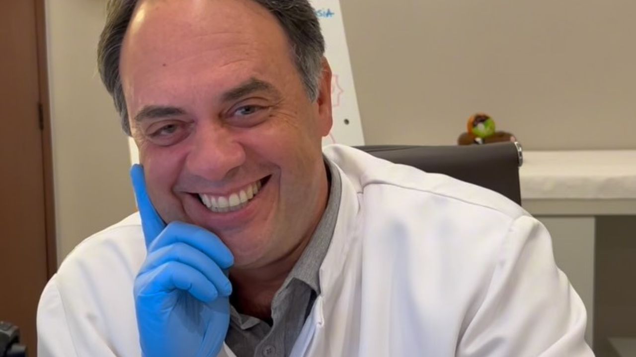 BNews Novembro Azul: Urologista explica principais dúvidas sobre o ...