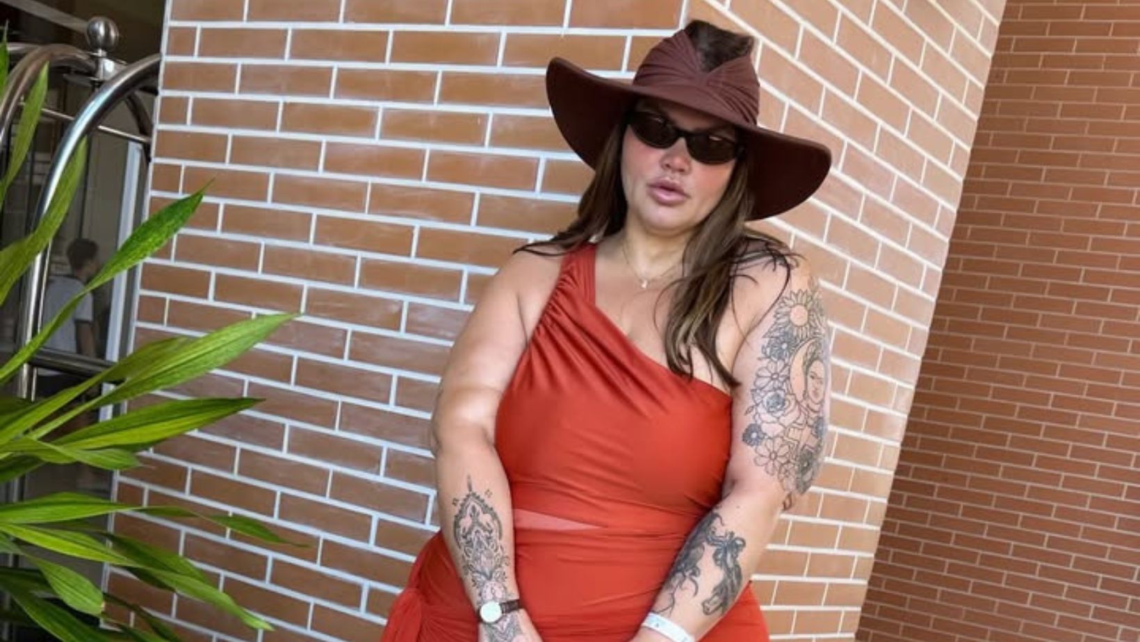 Thais Carla se emociona com nova conquista após perder 75kg; veja video