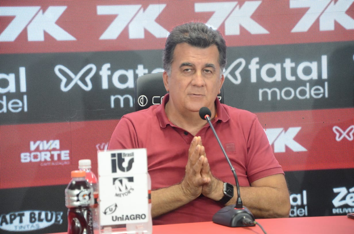 Vitória já tem três reforços acertados para 2026, afirma Fábio Mota ...