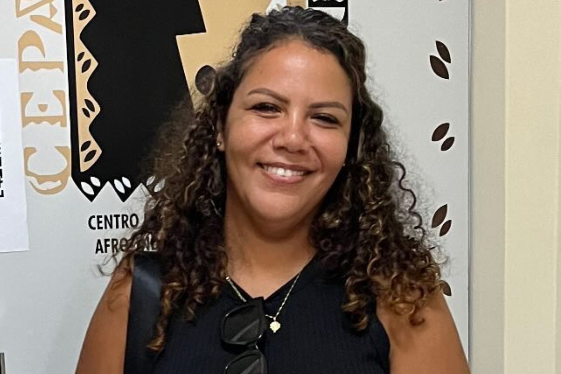 Focada em uma nova fase, Mani Rego visita CEPAIA ao lado de irmã; confira