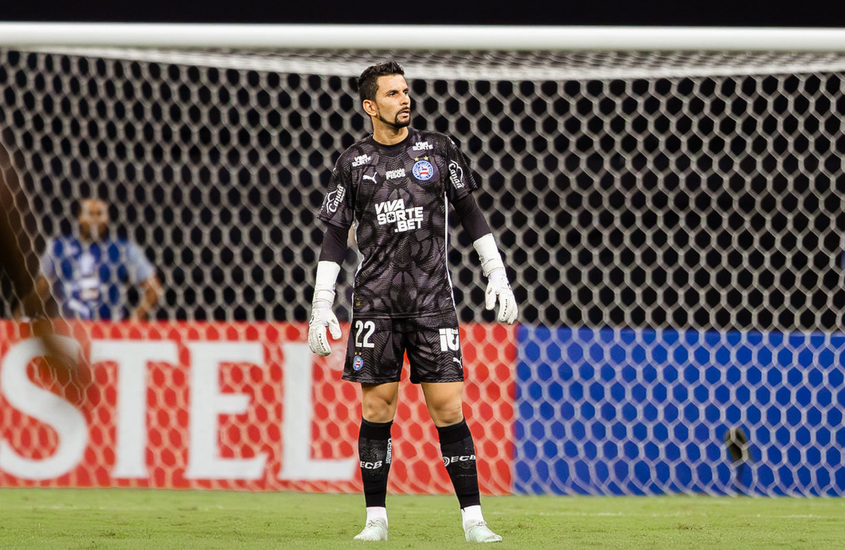 Marcos Felipe amplia sequência positiva como goleiro do Bahia na ...