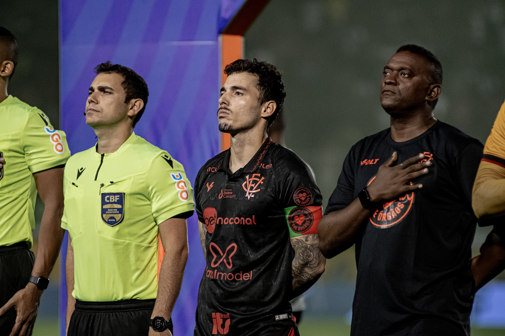 Zeca responde provocação com declaração de amor ao Vitória; confira