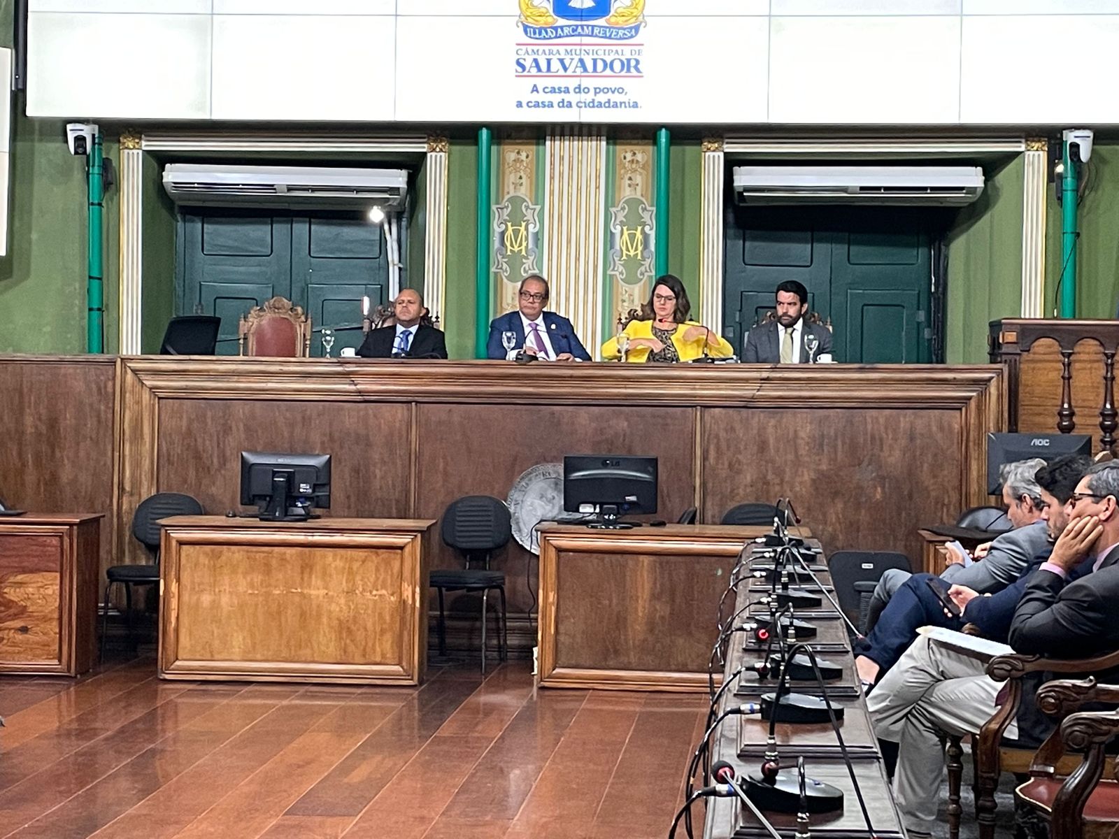 URGENTE: Giovanna Victer vai à Câmara de Salvador explicar pedido de ...