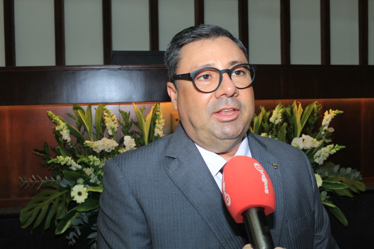 Penalva comenta sobre título de cidadão baiano a herdeiro do Shopping ...