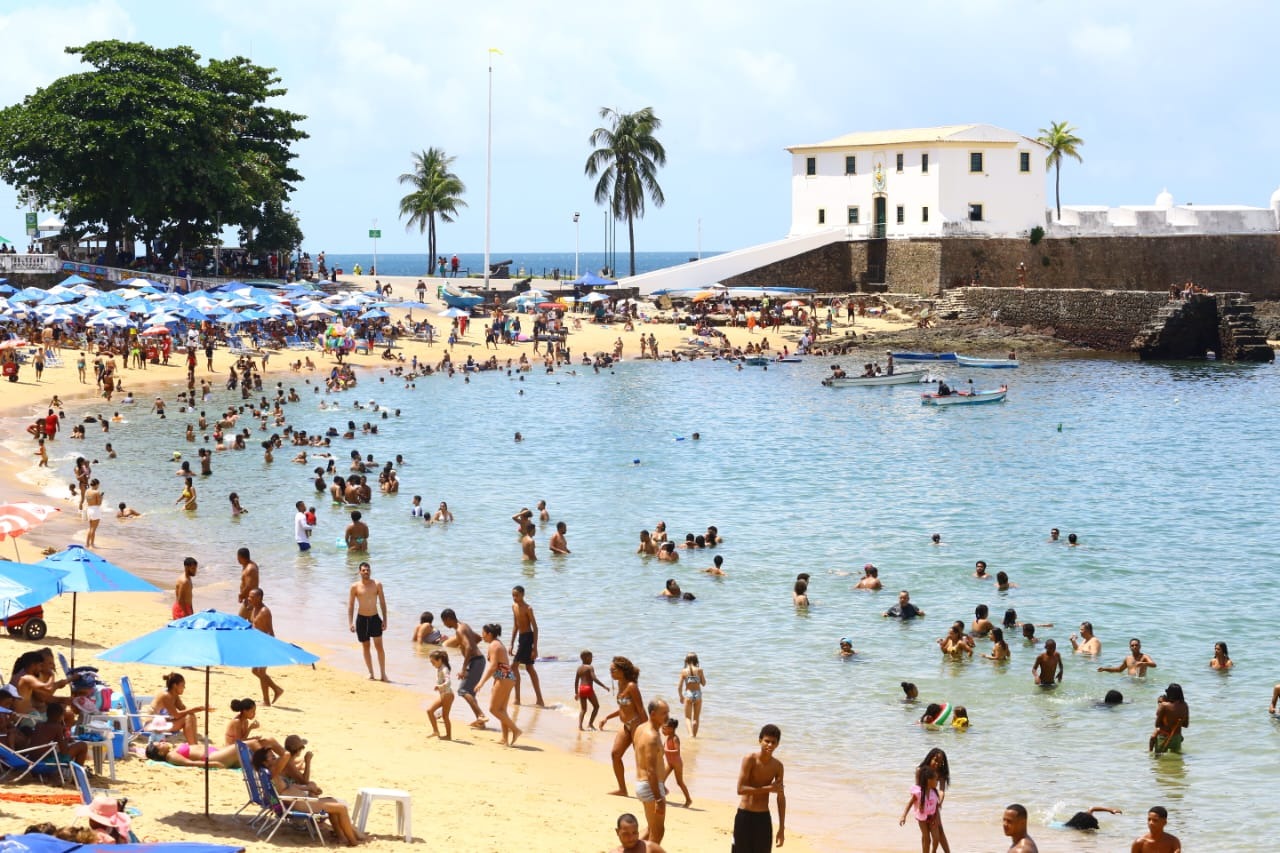 Previsão do tempo indica virada do ano com chuva em Salvador e ...