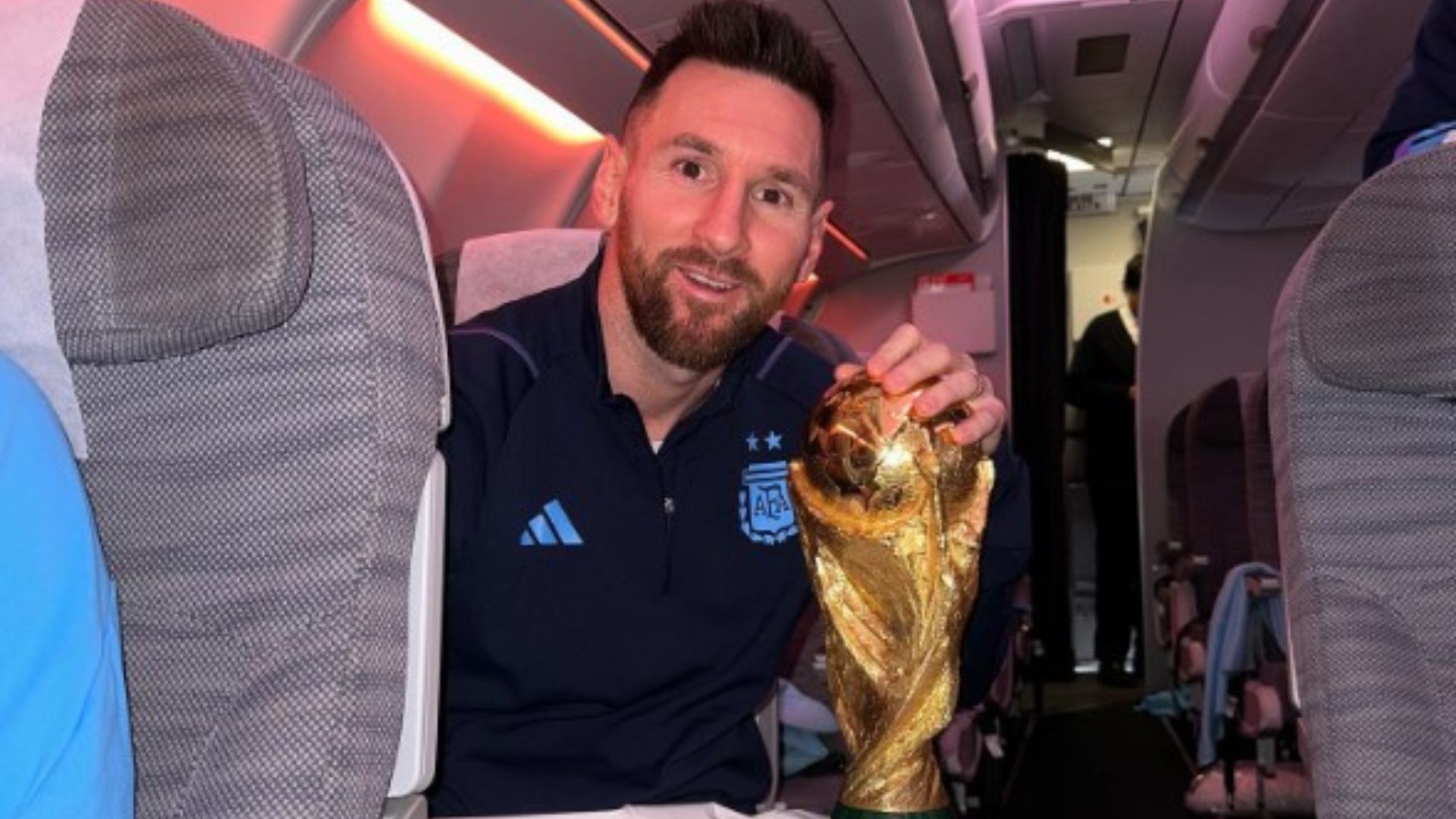 GOAT! Messi comemora dois anos da conquista da Copa do Mundo pela Argentina