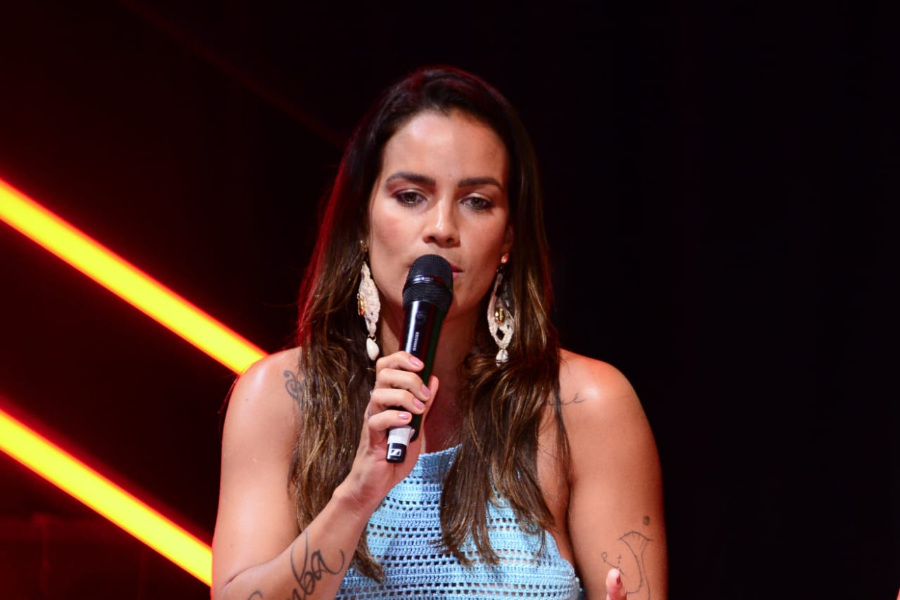 Ju Moraes enaltece representatividade feminina no Camarote Expresso 2222: ‘comandado por mulheres’