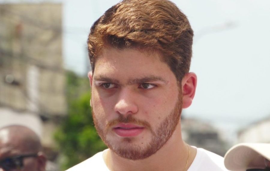 Em estreia na Câmara de Salvador, vereador apresenta proposta para conceder homenagem a ...