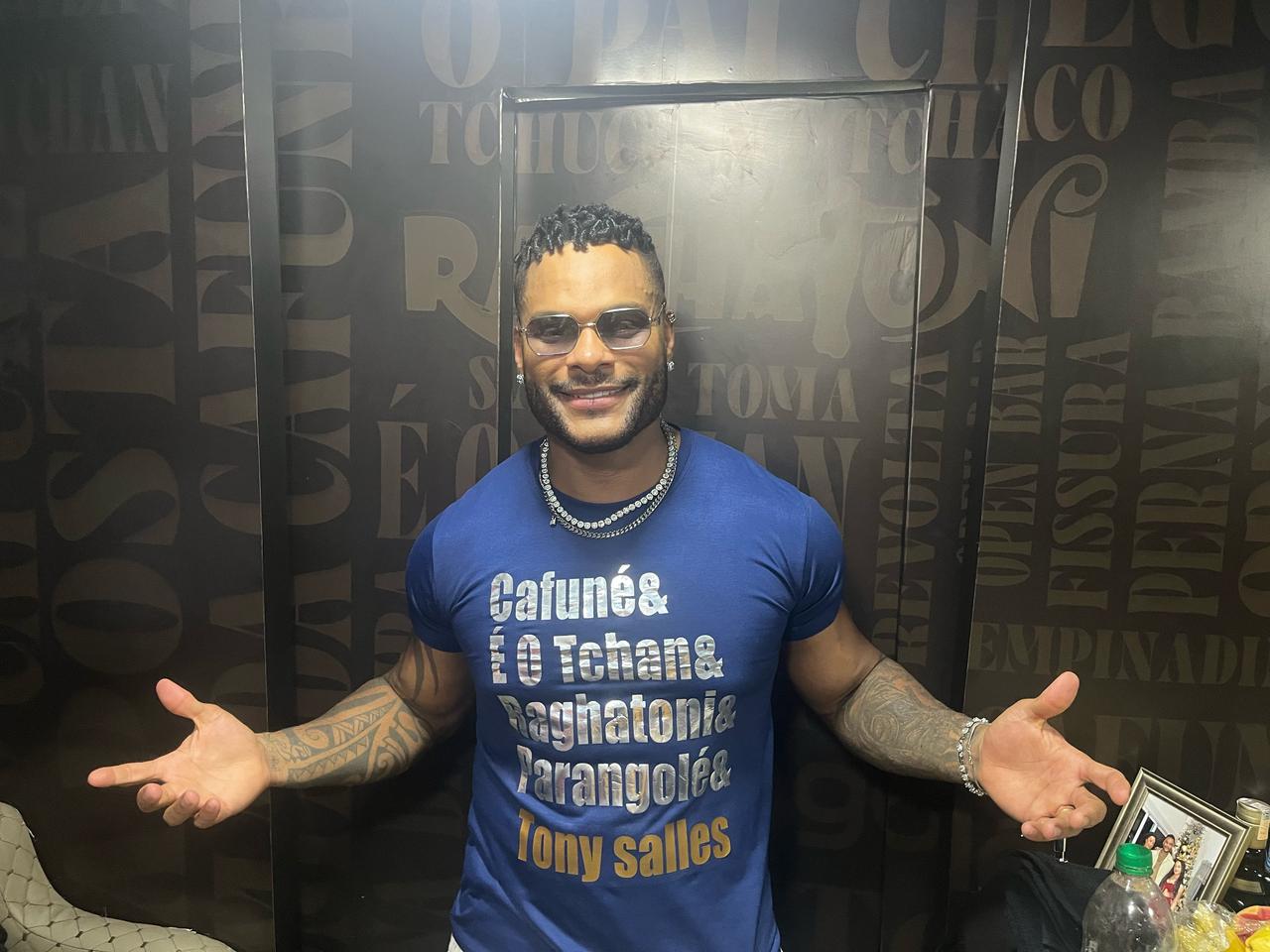 “Não sinto pressão nenhuma em lançar a música do Carnaval”, garante ...