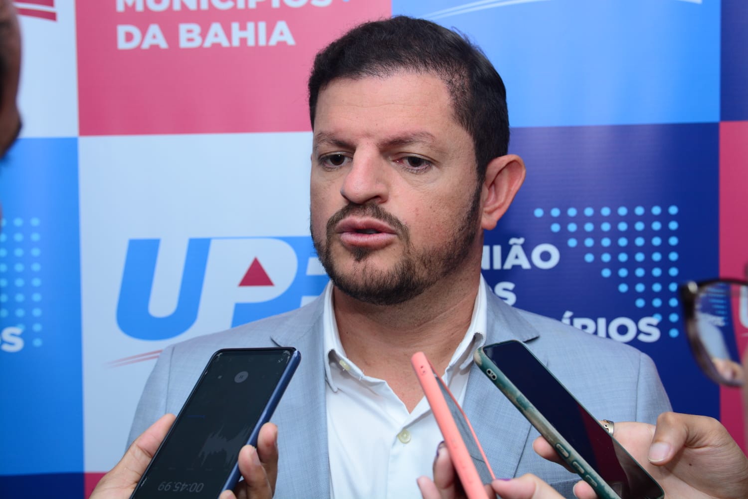 Quinho quebra o silêncio sobre redução do Fundo de Participação dos ...