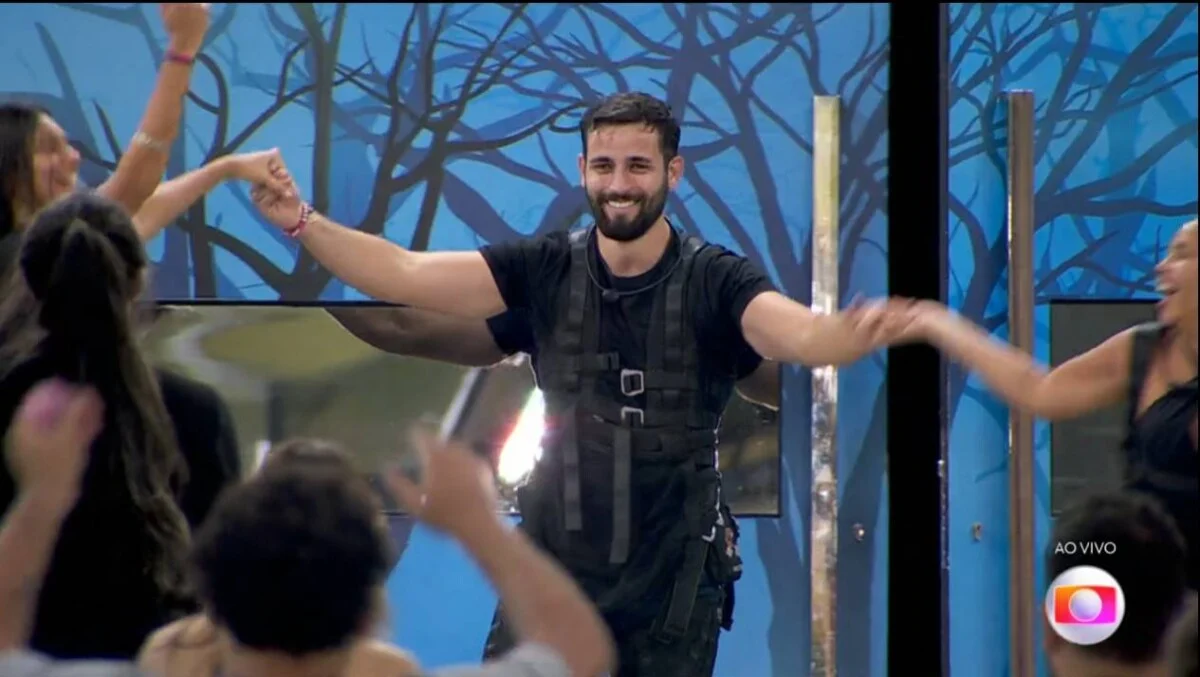 BBB 24: Matteus ganha líder, divide grupos vip e xepa e mira em quatro ...