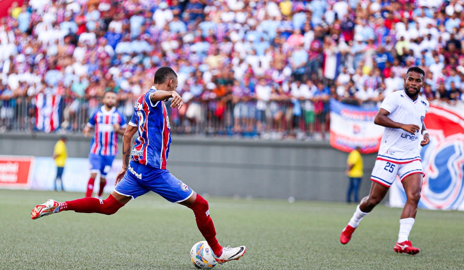 Bahia recusa proposta milionária por atacante; saiba valores Bahia recusa proposta milionária por atacante; saiba valores