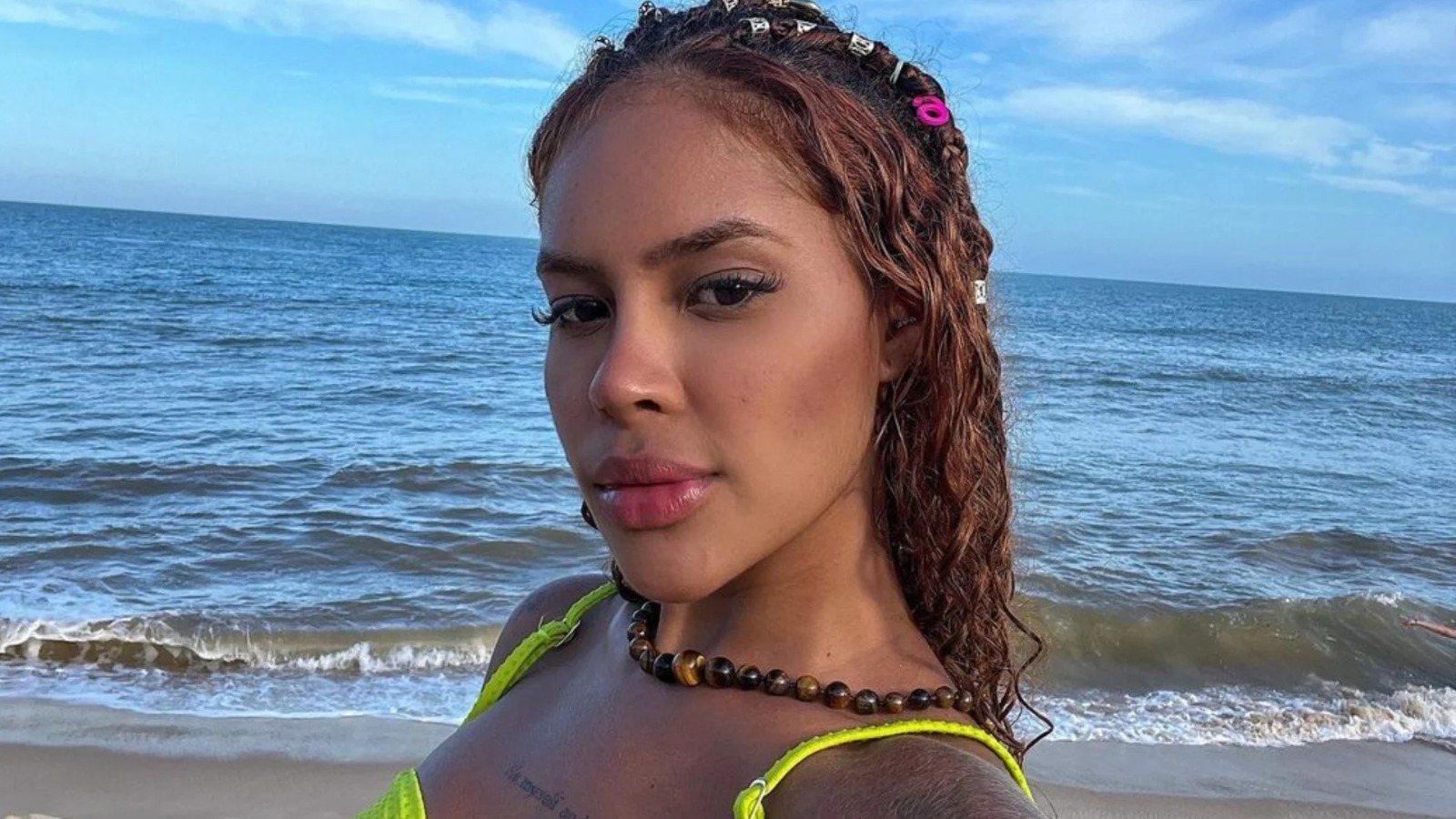 Influenciadora baiana manda indireta para Sthefane Matos após ‘climão’ entre elas; assista