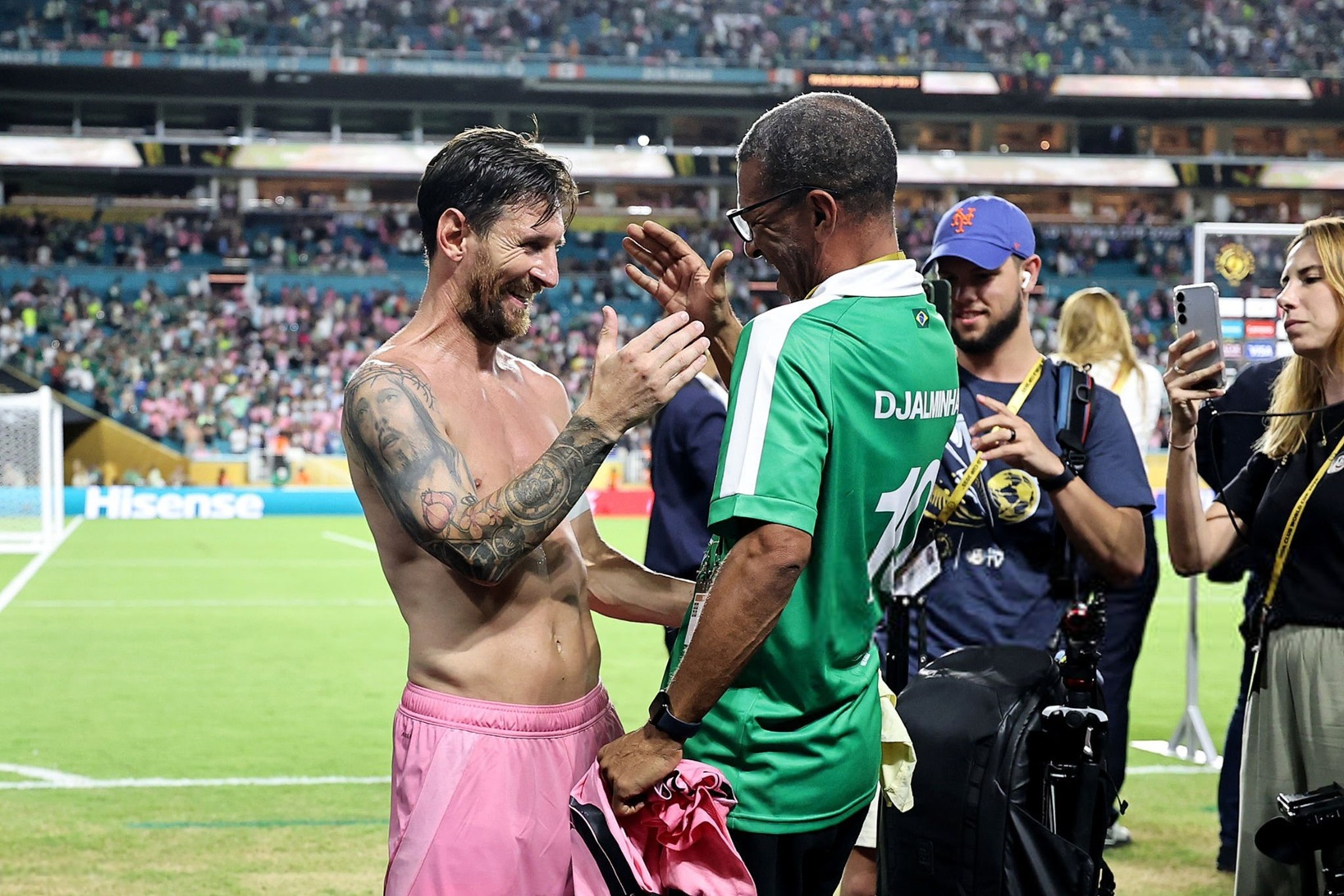 Messi reconhece craque brasileiro após empate com Palmeiras e ...