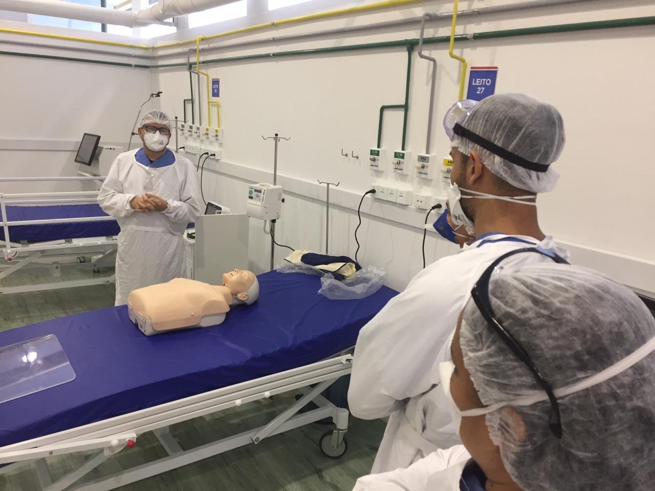 Hospital Arena Fonte realiza treinamento com colaboradores