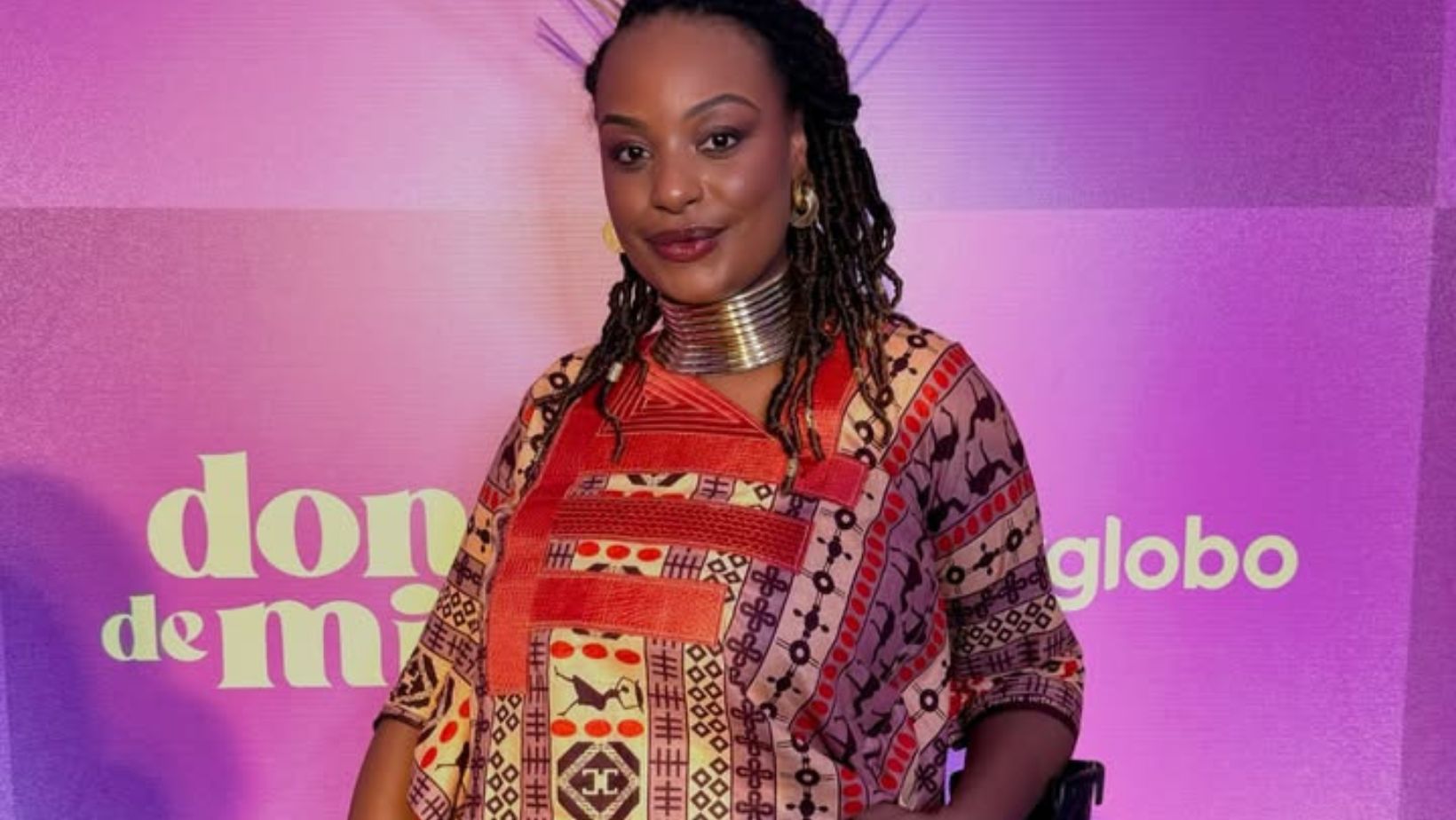 Haonê Thinar, atriz com perna amputada, conquista espaço nas telas e ...