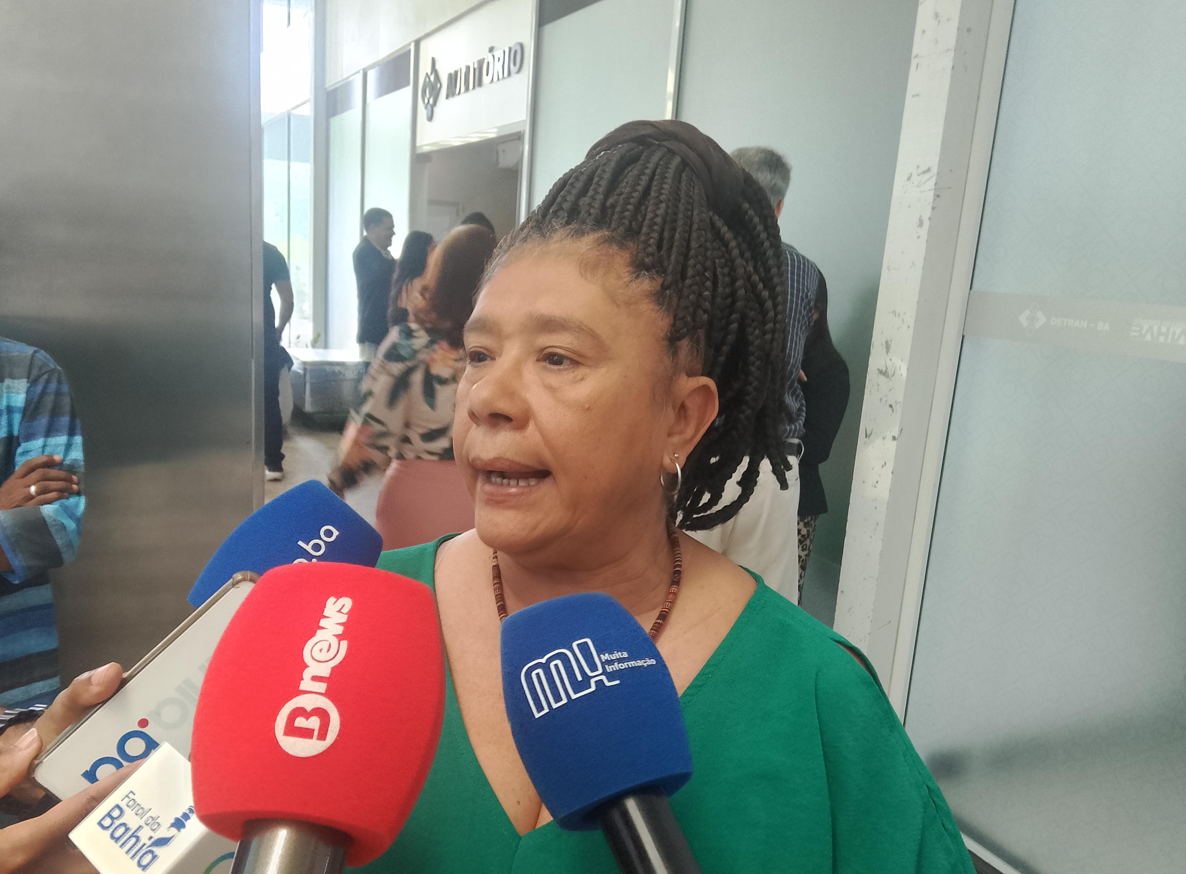 Marta Rodrigues reage após sugerir homenagem para profissionais do sexo ...