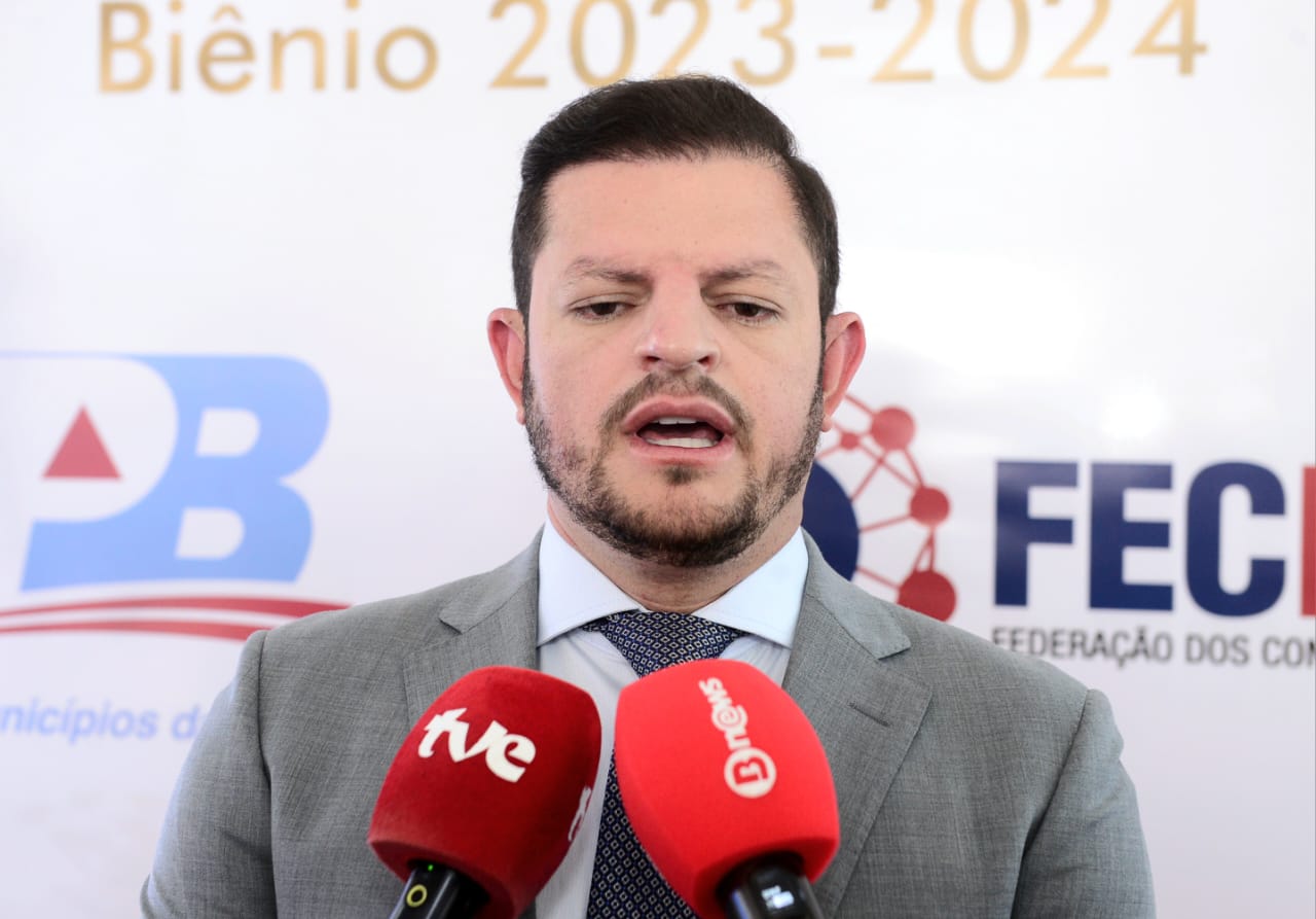 Posse na UPB: "Tenho uma boa relação com Jerônimo e Rui Costa", diz Quinho