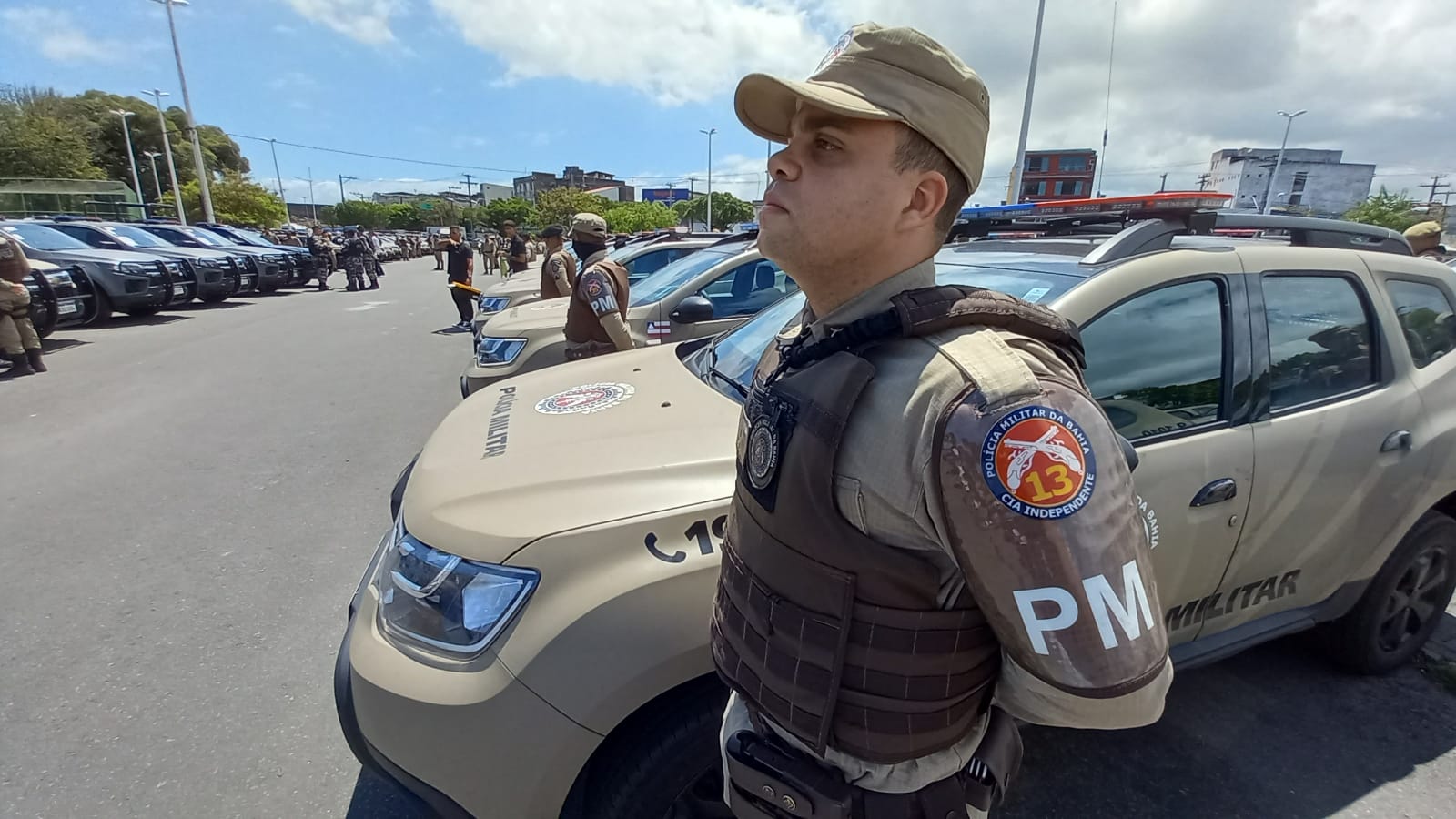 Polícia Militar da Bahia recebe frota com 168 novas viaturas