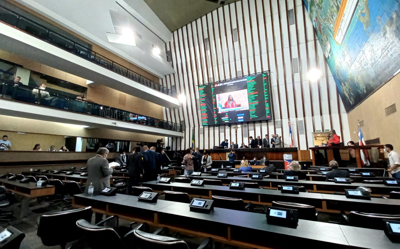 Deputados comentam discurso de Rui sobre uso obrigatório de máscara ...