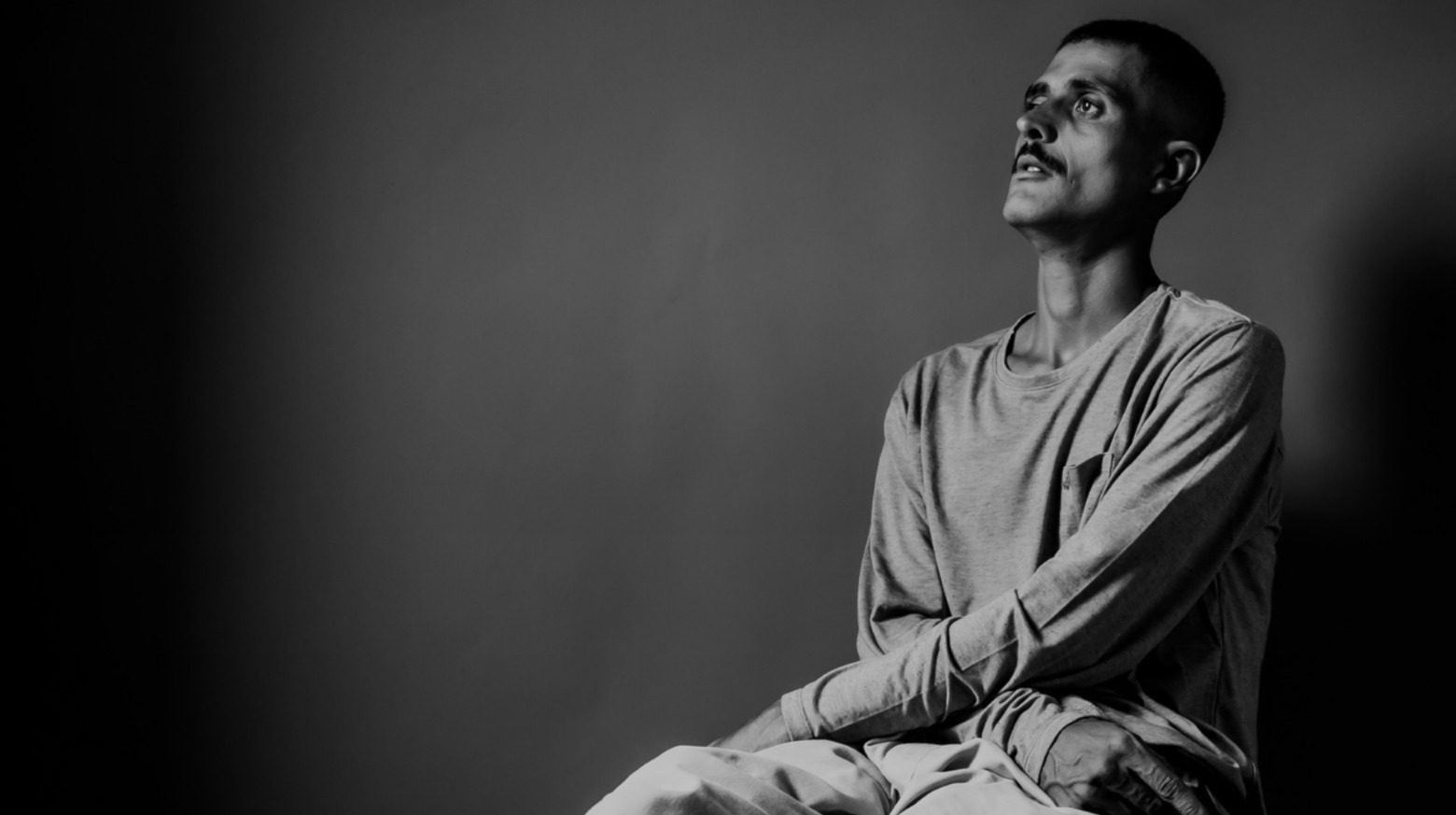 Rapper morre aos 31 anos; causa da morte não foi divulgada