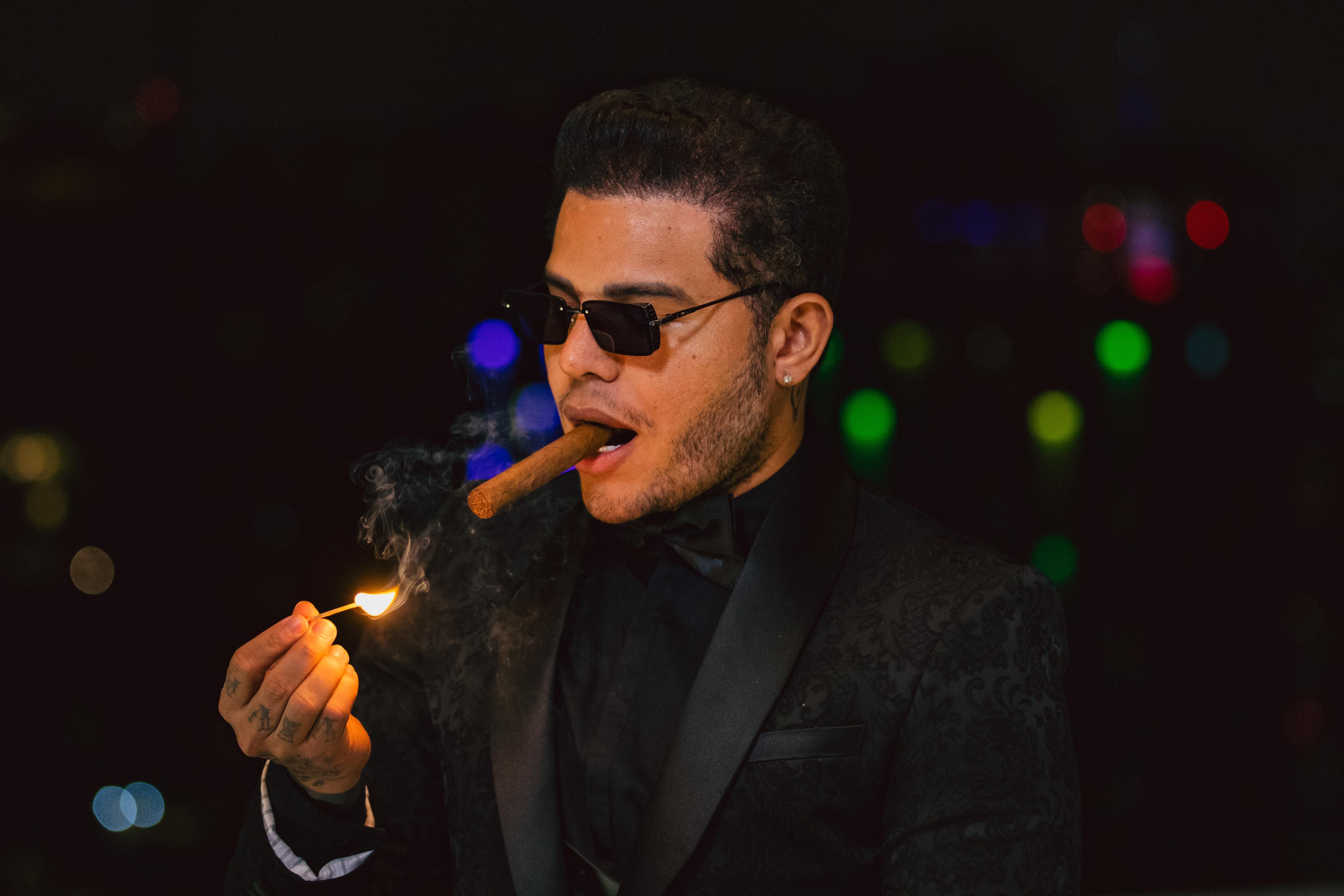 Tierry lança álbum com faixas autorais; confira