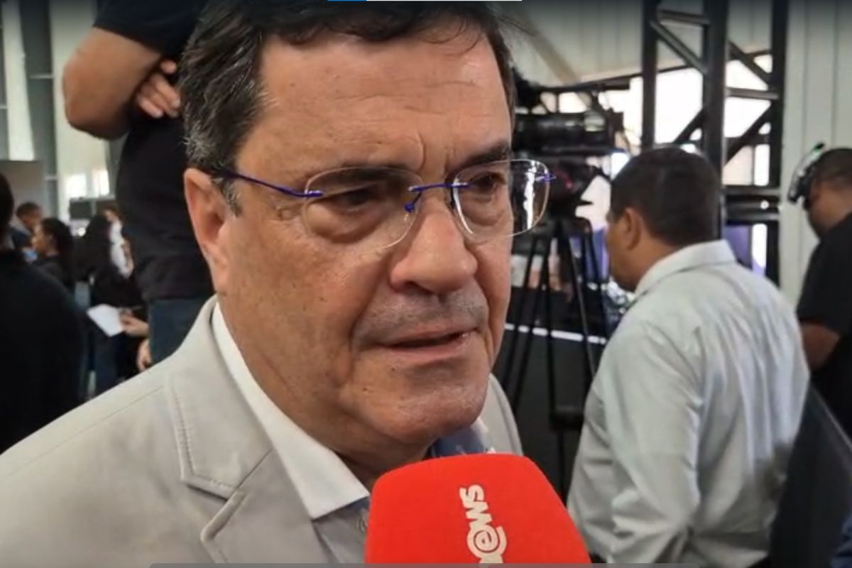 Ângelo Almeida lamenta a manifestação na frente da BYD: "Não é pertinente"